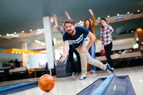 How to achieve a perfect bowling strike – Rogue Leisure